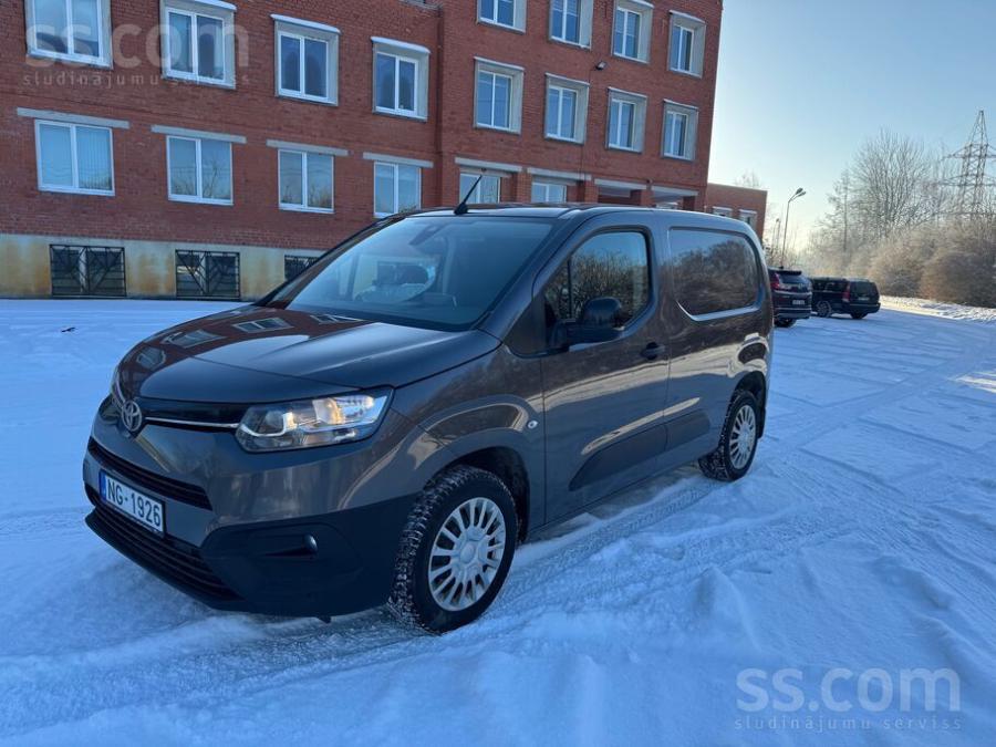 Pelēks Toyota Proace 2022 Ogre, ar dzinēja tilpumu 1.50 L un nobraukumu 120 tūkst. km par 16300 €, foto 4 vietnē AUTOMOTO.COM.LV