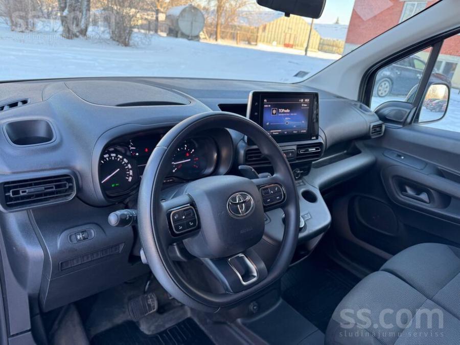 Pelēks Toyota Proace 2022 Ogre, ar dzinēja tilpumu 1.50 L un nobraukumu 120 tūkst. km par 16300 €, foto 10 vietnē AUTOMOTO.COM.LV