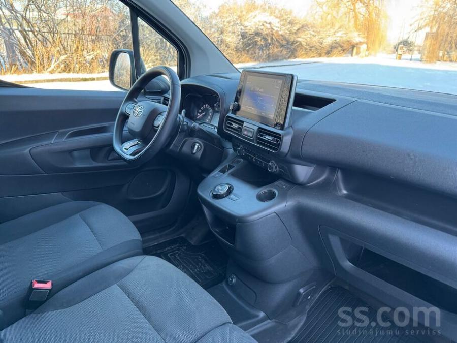 Pelēks Toyota Proace 2022 Ogre, ar dzinēja tilpumu 1.50 L un nobraukumu 120 tūkst. km par 16300 €, foto 13 vietnē AUTOMOTO.COM.LV