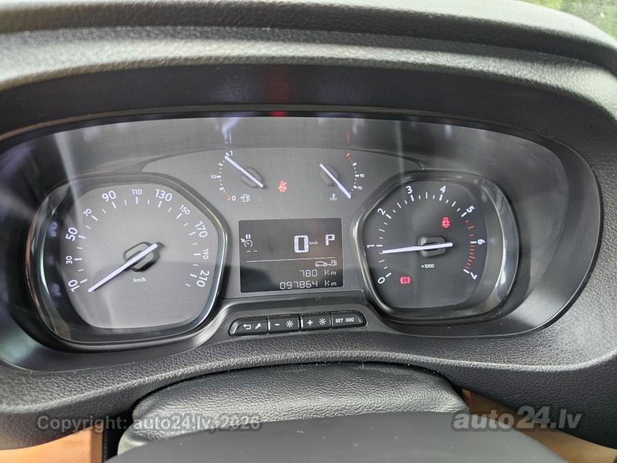 Pelēks Toyota Proace 2022 Tallina, ar dzinēja tilpumu 2.00 L un nobraukumu 98 tūkst. km par 34500 €, foto 8 vietnē AUTOMOTO.COM.LV