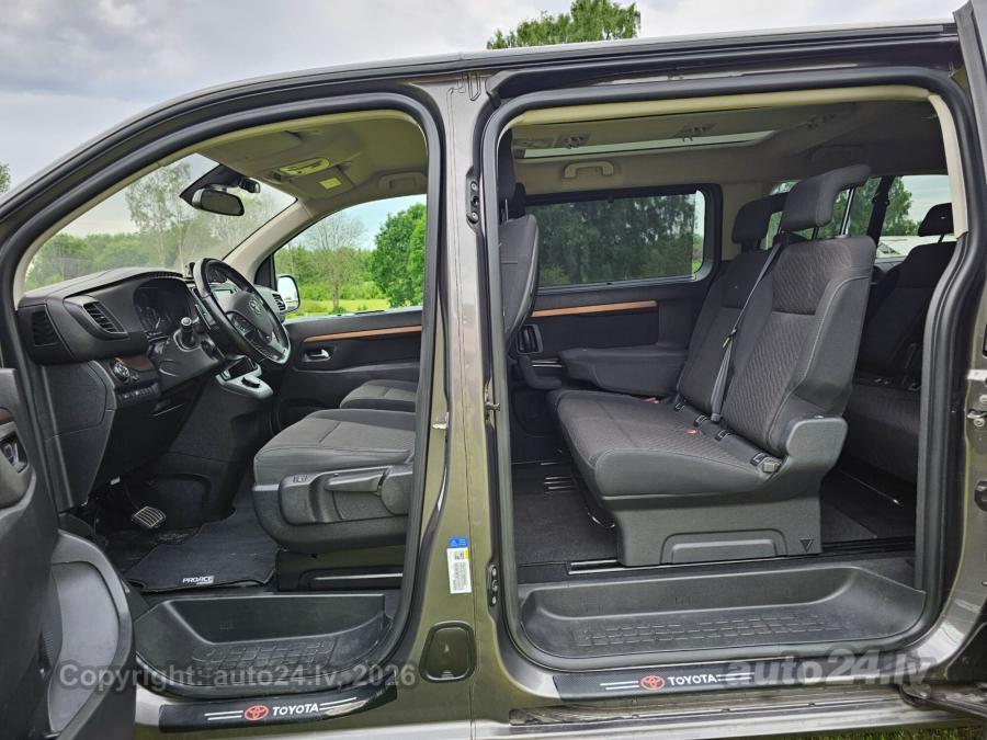 Pelēks Toyota Proace 2022 Tallina, ar dzinēja tilpumu 2.00 L un nobraukumu 98 tūkst. km par 34500 €, foto 12 vietnē AUTOMOTO.COM.LV