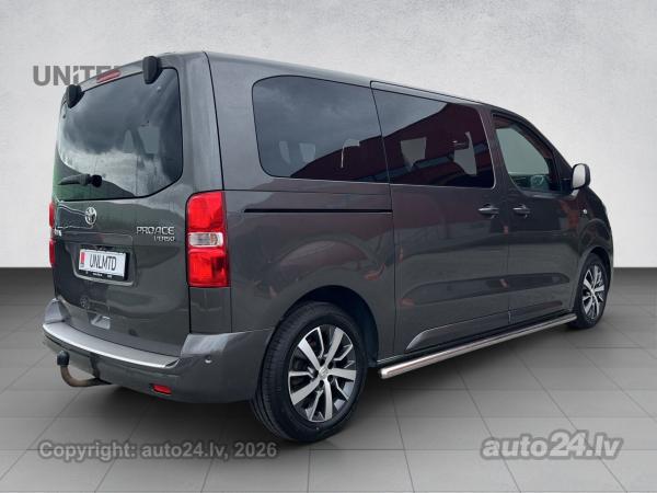 Pelēks Toyota Proace 2022 Tallina, ar dzinēja tilpumu 2.00 L un nobraukumu 123 tūkst. km par 23900 €, foto 6 vietnē AUTOMOTO.COM.LV