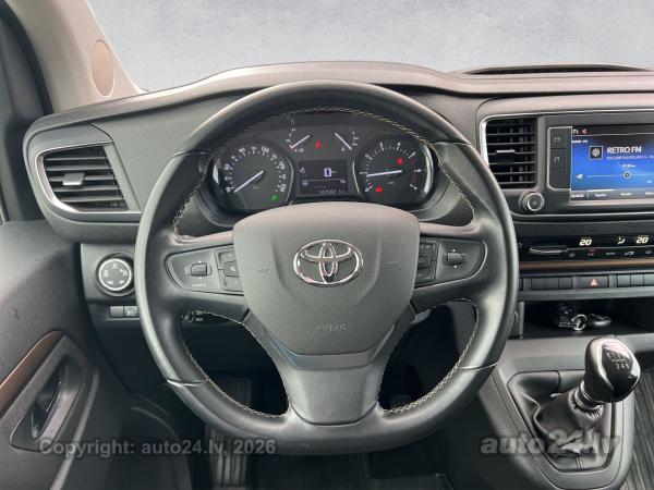 Pelēks Toyota Proace 2022 Tallina, ar dzinēja tilpumu 2.00 L un nobraukumu 123 tūkst. km par 23900 €, foto 10 vietnē AUTOMOTO.COM.LV