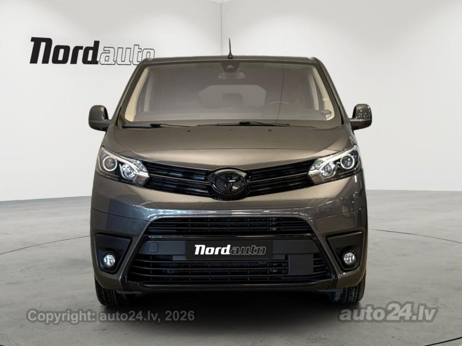 Grey Toyota Proace 2023 in Tallinn, with an engine capacity of 2.00 L and mileage of 68 thousand km for 32900 €, photo 4 on AUTOMOTO.COM.LV