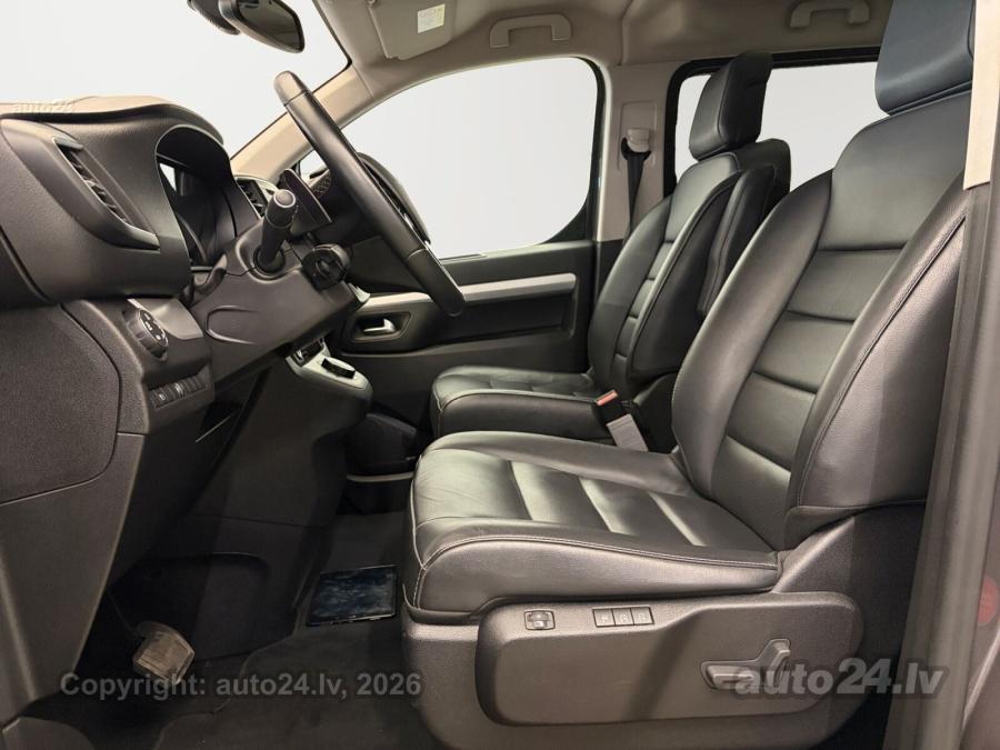 Grey Toyota Proace 2023 in Tallinn, with an engine capacity of 2.00 L and mileage of 68 thousand km for 32900 €, photo 6 on AUTOMOTO.COM.LV