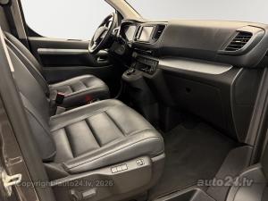 Grey Toyota Proace 2023 in Tallinn, with an engine capacity of 2.00 L and mileage of 68 thousand km for 32900 €, photo 8 on AUTOMOTO.COM.LV