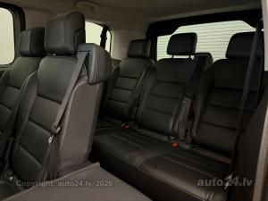 Grey Toyota Proace 2023 in Tallinn, with an engine capacity of 2.00 L and mileage of 68 thousand km for 32900 €, photo 10 on AUTOMOTO.COM.LV