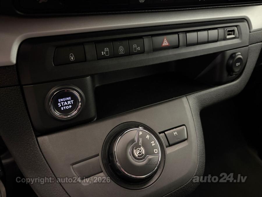 Grey Toyota Proace 2023 in Tallinn, with an engine capacity of 2.00 L and mileage of 68 thousand km for 32900 €, photo 16 on AUTOMOTO.COM.LV