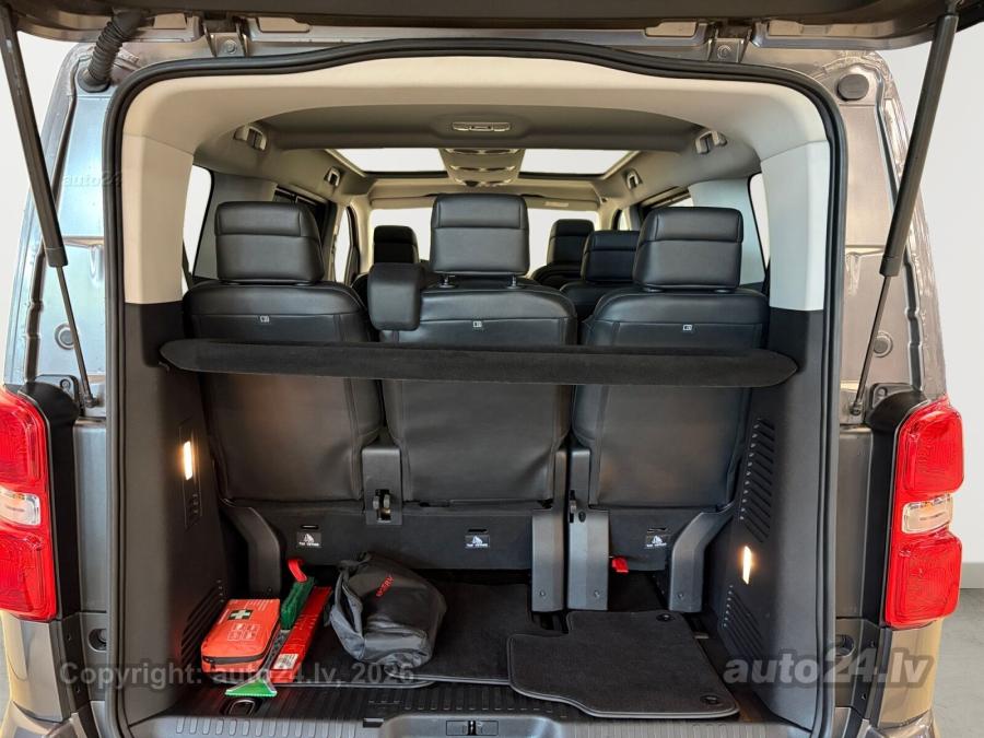 Grey Toyota Proace 2023 in Tallinn, with an engine capacity of 2.00 L and mileage of 68 thousand km for 32900 €, photo 17 on AUTOMOTO.COM.LV