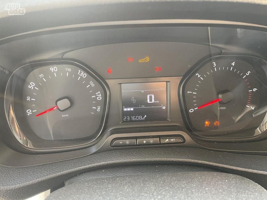 Toyota Proace 2017 in Panevezys, with an engine capacity of 2.00 L and mileage of 240 thousand km for 8700 €, photo 9 on AUTOMOTO.COM.LV