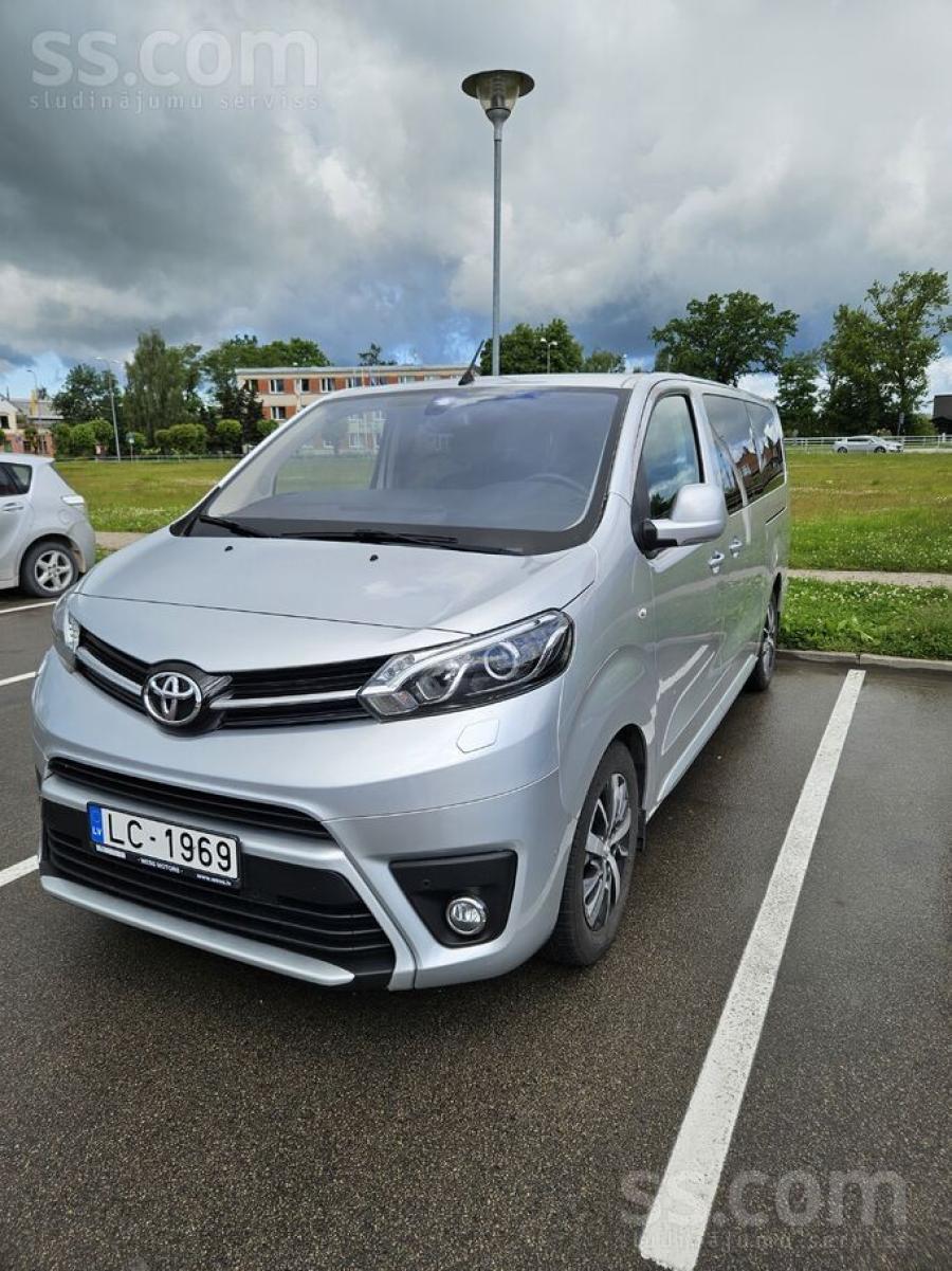 Toyota Proace 2018 in Riga, with an engine capacity of 2.00 L and mileage of 121 thousand km for 22900 €, photo 1 on AUTOMOTO.COM.LV