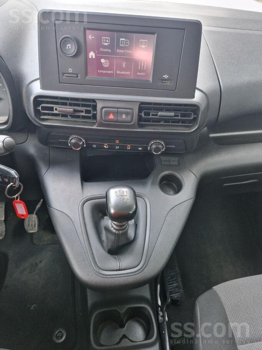 Toyota Proace 2021 in Riga, with an engine capacity of 1.50 L and mileage of 90 thousand km for 9700 €, photo 10 on AUTOMOTO.COM.LV