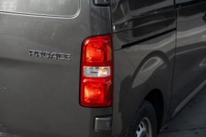 Toyota Proace 2021 in Vilnius, with an engine capacity of 1.50 L and mileage of 100 thousand km for 13950 €, photo 14 on AUTOMOTO.COM.LV