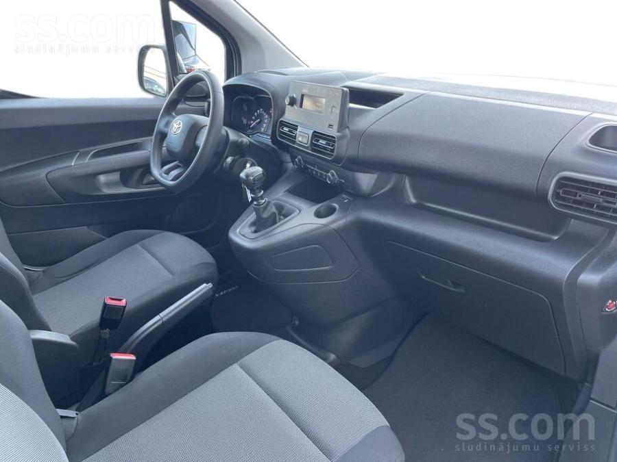 Toyota Proace 2022 in Riga, with an engine capacity of 1.20 L and mileage of 126 thousand km for 14990 €, photo 7 on AUTOMOTO.COM.LV