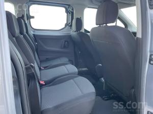 Toyota Proace 2022 in Riga, with an engine capacity of 1.20 L and mileage of 126 thousand km for 14990 €, photo 8 on AUTOMOTO.COM.LV
