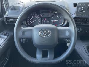 Toyota Proace 2022 in Riga, with an engine capacity of 1.20 L and mileage of 126 thousand km for 14990 €, photo 13 on AUTOMOTO.COM.LV