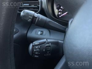 Toyota Proace 2022 in Riga, with an engine capacity of 1.20 L and mileage of 126 thousand km for 14990 €, photo 22 on AUTOMOTO.COM.LV