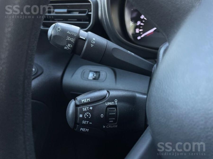 Toyota Proace 2022 in Riga, with an engine capacity of 1.20 L and mileage of 126 thousand km for 14990 €, photo 22 on AUTOMOTO.COM.LV