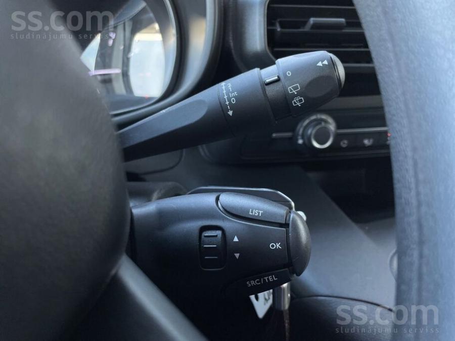 Toyota Proace 2022 in Riga, with an engine capacity of 1.20 L and mileage of 126 thousand km for 14990 €, photo 23 on AUTOMOTO.COM.LV