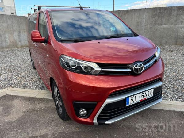 Orange Toyota Proace 2021 in Riga, with an engine capacity of 2.00 L and mileage of 93 thousand km for 29900 €, photo 1 on AUTOMOTO.COM.LV