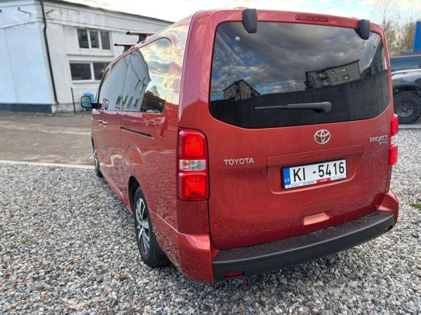 Orange Toyota Proace 2021 in Riga, with an engine capacity of 2.00 L and mileage of 93 thousand km for 29900 €, photo 4 on AUTOMOTO.COM.LV