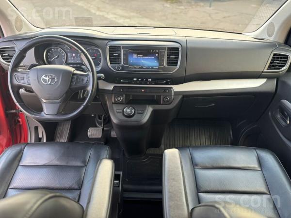 Orange Toyota Proace 2021 in Riga, with an engine capacity of 2.00 L and mileage of 93 thousand km for 29900 €, photo 6 on AUTOMOTO.COM.LV