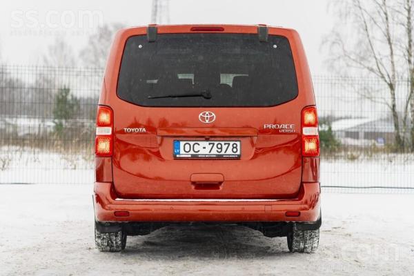 Orange Toyota Proace 2018 in Riga, with an engine capacity of 2.00 L and mileage of 93 thousand km for 26000 €, photo 5 on AUTOMOTO.COM.LV