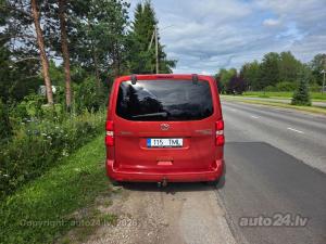 Orange Toyota Proace 2017 in Tartu, with an engine capacity of 2.00 L and mileage of 248 thousand km for 12000 €, photo 7 on AUTOMOTO.COM.LV