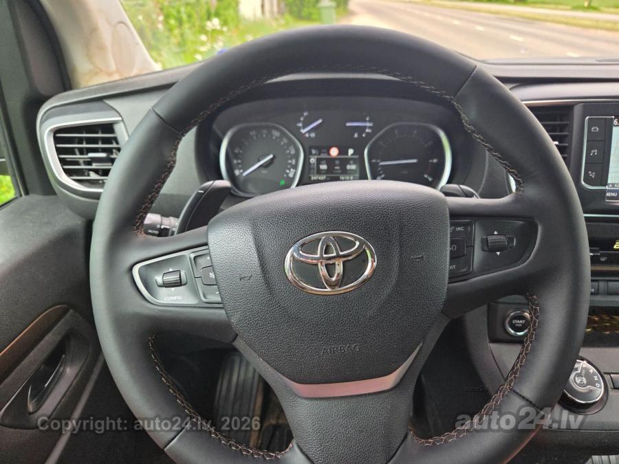 Orange Toyota Proace 2017 in Tartu, with an engine capacity of 2.00 L and mileage of 248 thousand km for 12000 €, photo 12 on AUTOMOTO.COM.LV