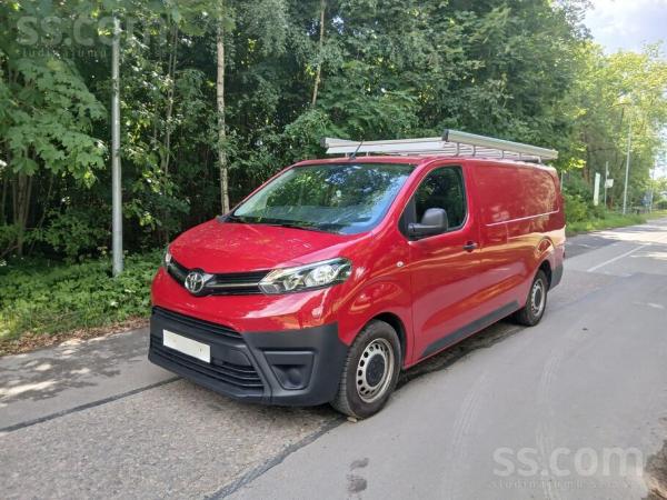 Red Toyota Proace 2023 in Ogre, with an engine capacity of 1.50 L and mileage of 79 thousand km for 18000 €, photo 1 on AUTOMOTO.COM.LV