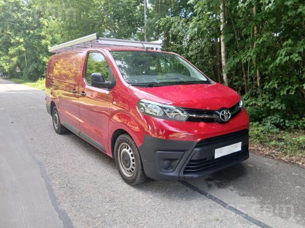 Red Toyota Proace 2023 in Ogre, with an engine capacity of 1.50 L and mileage of 79 thousand km for 18000 €, photo 8 on AUTOMOTO.COM.LV