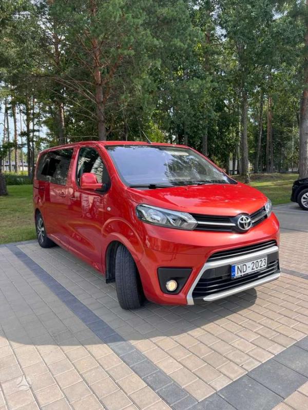 Sarkans Toyota Proace 2022 Rīga, ar dzinēja tilpumu 2.00 L un nobraukumu 135 tūkst. km par 20300 €, foto  vietnē AUTOMOTO.COM.LV