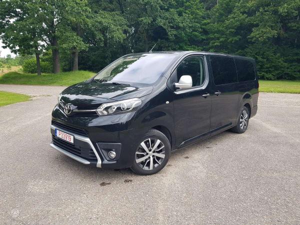 Black Toyota proace-verso 2017 in Vilnius, with an engine capacity of 2.00 L and mileage of 210 thousand km for 19800 €, photo 1 on AUTOMOTO.COM.LV