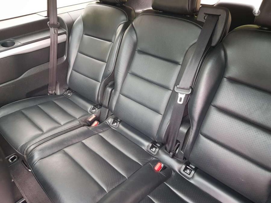 Melns Toyota proace-verso 2017 Viļņa, ar dzinēja tilpumu 2.00 L un nobraukumu 210 tūkst. km par 19800 €, foto 13 vietnē AUTOMOTO.COM.LV
