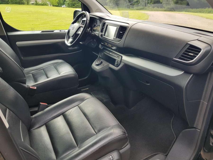 Melns Toyota proace-verso 2017 Viļņa, ar dzinēja tilpumu 2.00 L un nobraukumu 210 tūkst. km par 19800 €, foto 22 vietnē AUTOMOTO.COM.LV