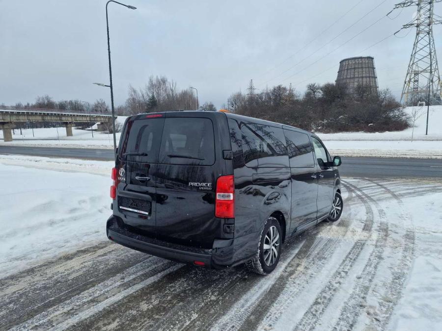 Melns Toyota proace-verso 2018 Kauņa, ar dzinēja tilpumu 2.00 L un nobraukumu 152 tūkst. km par 19890 €, foto 6 vietnē AUTOMOTO.COM.LV