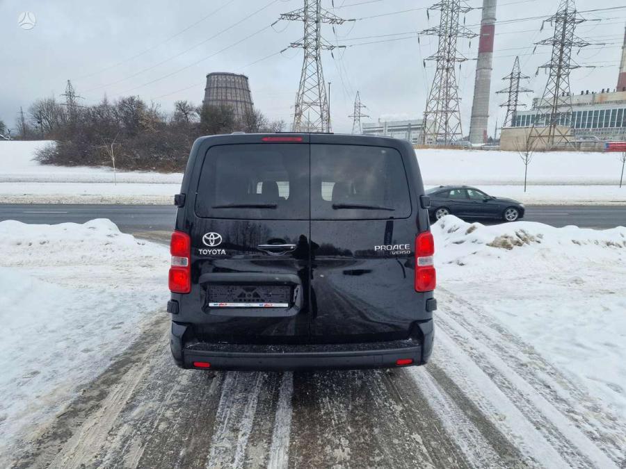 Melns Toyota proace-verso 2018 Kauņa, ar dzinēja tilpumu 2.00 L un nobraukumu 152 tūkst. km par 19890 €, foto 7 vietnē AUTOMOTO.COM.LV