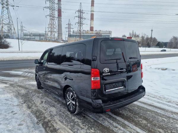 Melns Toyota proace-verso 2018 Kauņa, ar dzinēja tilpumu 2.00 L un nobraukumu 152 tūkst. km par 19890 €, foto 8 vietnē AUTOMOTO.COM.LV