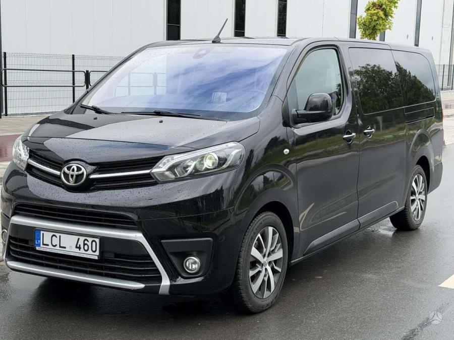 Black Toyota proace-verso 2019 in Vilnius, with an engine capacity of 2.00 L and mileage of 400 thousand km for 13900 €, photo 1 on AUTOMOTO.COM.LV