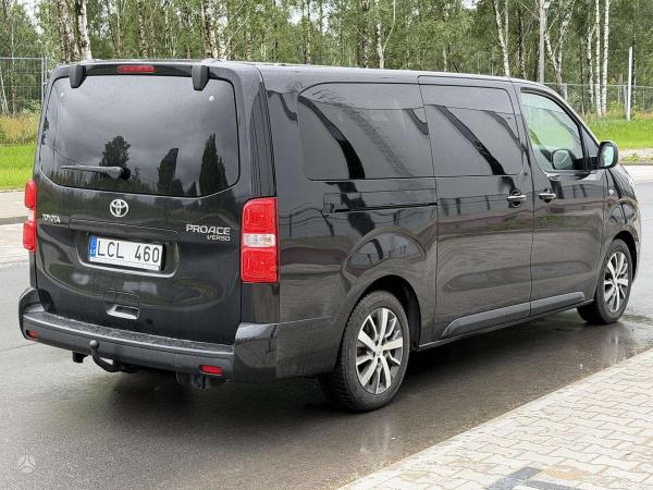 Melns Toyota proace-verso 2019 Viļņa, ar dzinēja tilpumu 2.00 L un nobraukumu 400 tūkst. km par 13900 €, foto 5 vietnē AUTOMOTO.COM.LV