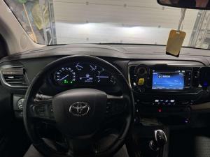 Melns Toyota proace-verso 2021 Viļņa, ar dzinēja tilpumu 2.00 L un nobraukumu 166 tūkst. km par 25500 €, foto 16 vietnē AUTOMOTO.COM.LV