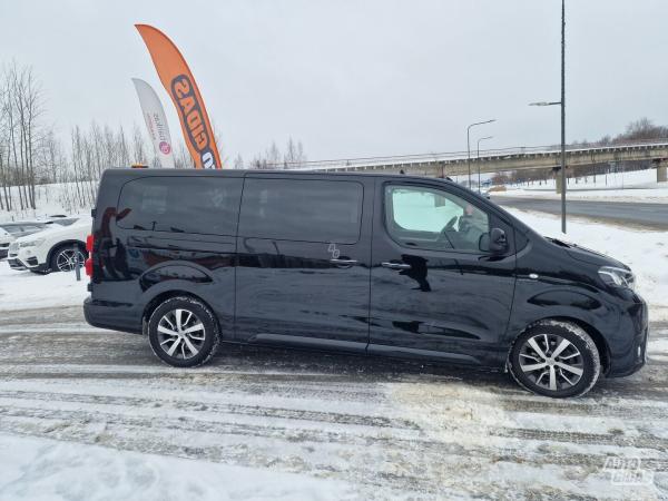 Melns Toyota proace-verso 2018 Kauņa, ar dzinēja tilpumu 2.00 L un nobraukumu 152 tūkst. km par 18990 €, foto 5 vietnē AUTOMOTO.COM.LV