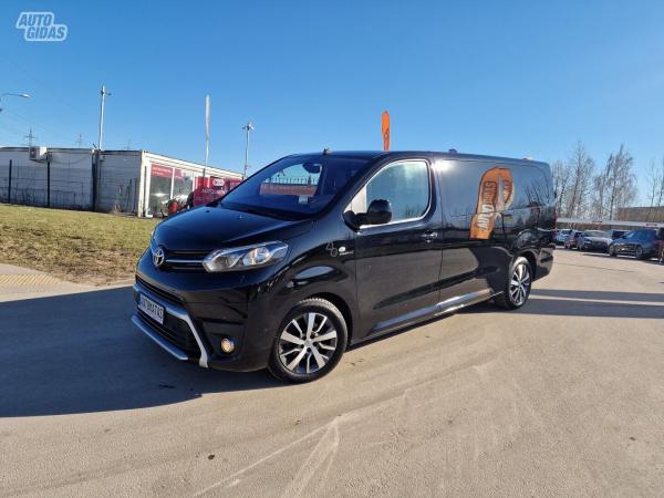 Melns Toyota proace-verso 2018 Kauņa, ar dzinēja tilpumu 2.00 L un nobraukumu 152 tūkst. km par 19500 €, foto 1 vietnē AUTOMOTO.COM.LV