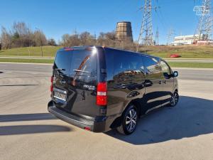 Black Toyota proace-verso 2018 in Kaunas, with an engine capacity of 2.00 L and mileage of 152 thousand km for 19500 €, photo 7 on AUTOMOTO.COM.LV