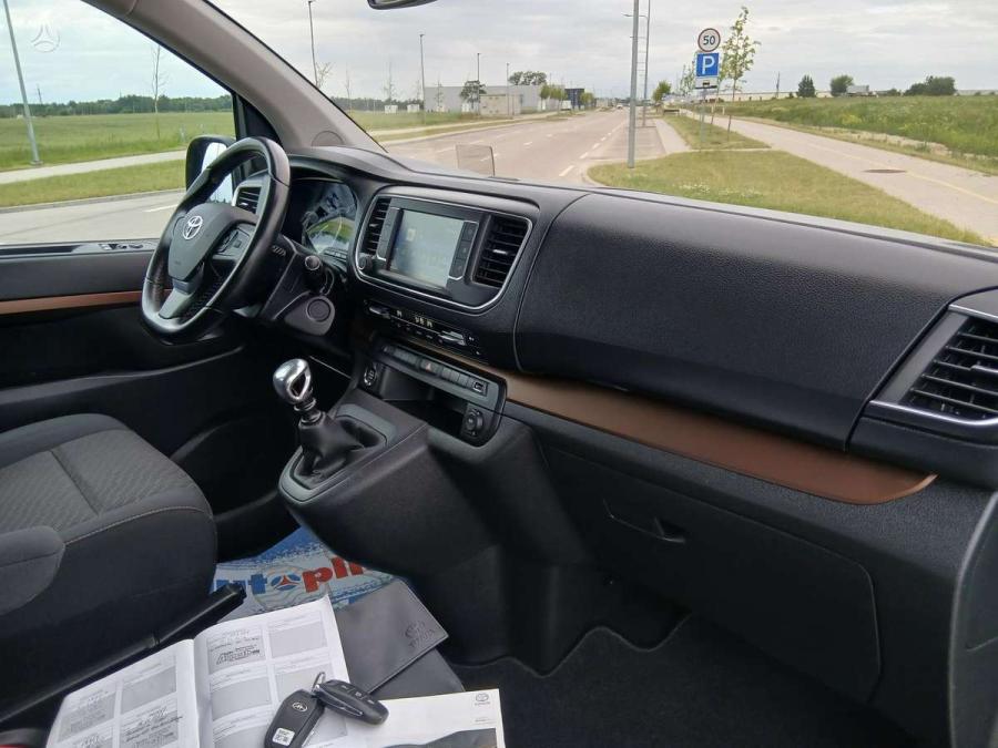 Черный Тойота Proace Verso 2019 в Мариямполе, объемом двигателя 2.00 л и пробегом 186 тыс. км за 16450 €, фото 32 на AUTOMOTO.COM.LV