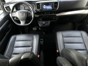 Melns Toyota proace-verso 2024 Avižieniai, ar dzinēja tilpumu 2.00 L un nobraukumu 74 tūkst. km par 39950 €, foto 4 vietnē AUTOMOTO.COM.LV