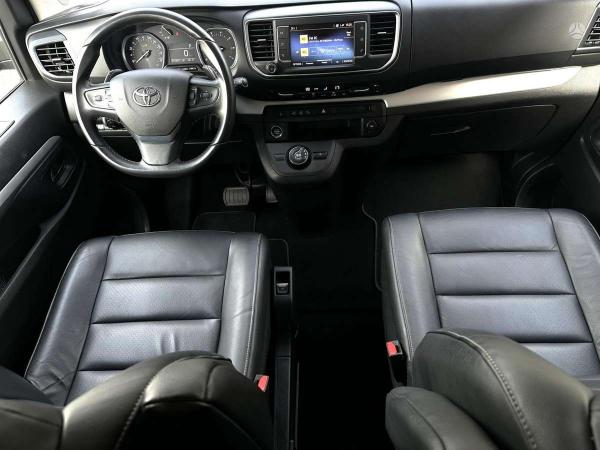 Toyota proace-verso 2024 Viļņa vietnē Melns Toyota proace-verso 2024 Viļņa, ar dzinēja tilpumu 2.00 L un nobraukumu 74 tūkst. km par 39950 €, foto 4 vietnē AUTOMOTO.COM.LV