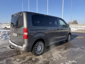 Brown Toyota proace-verso 2017 in Elektrenai, with an engine capacity of 1.60 L and mileage of 201 thousand km for 15950 €, photo 4 on AUTOMOTO.COM.LV