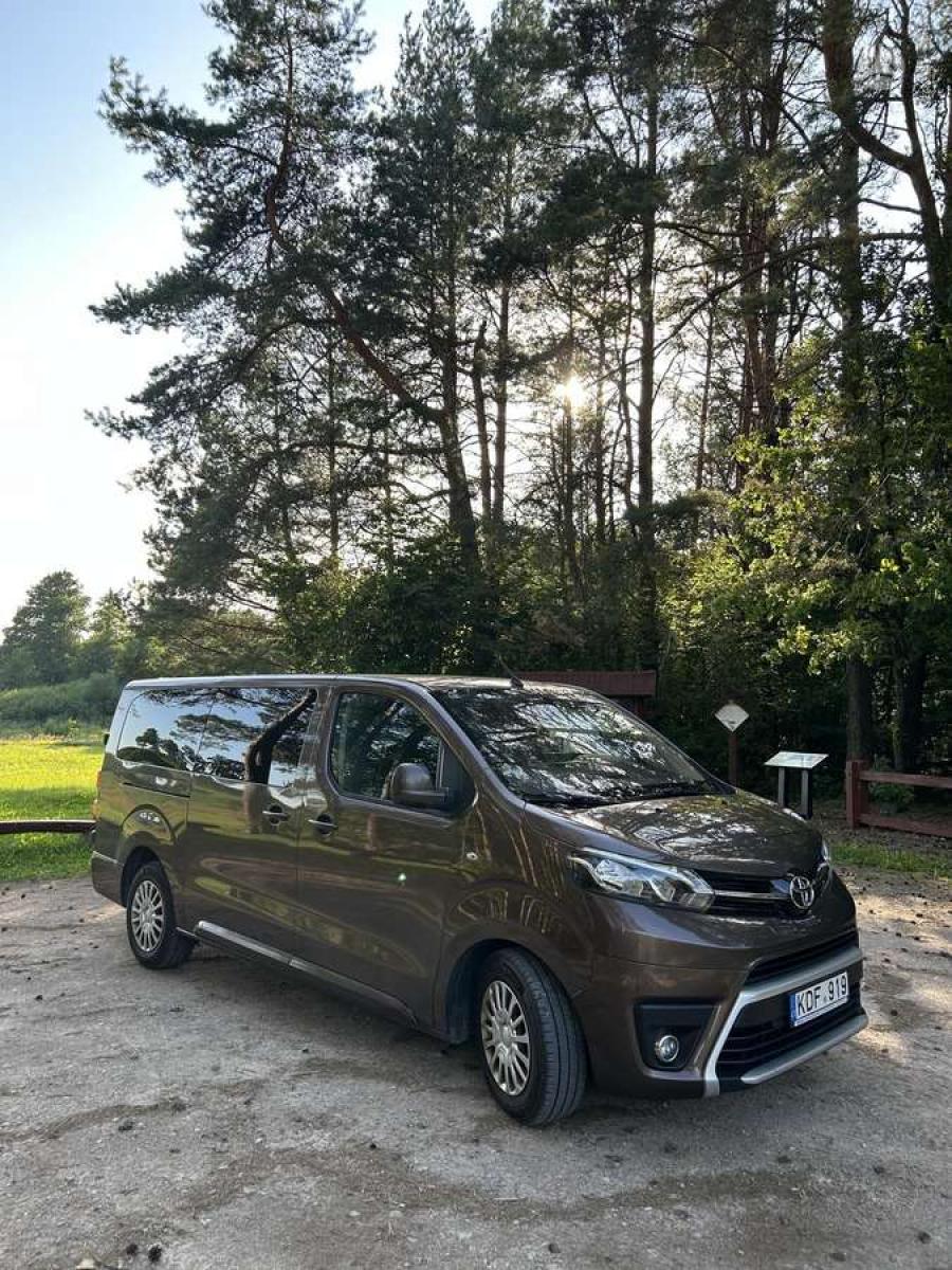 Brūns Toyota proace-verso 2017 Šalčininkai, ar dzinēja tilpumu 2.00 L un nobraukumu 264 tūkst. km par 16500 €, foto 5 vietnē AUTOMOTO.COM.LV