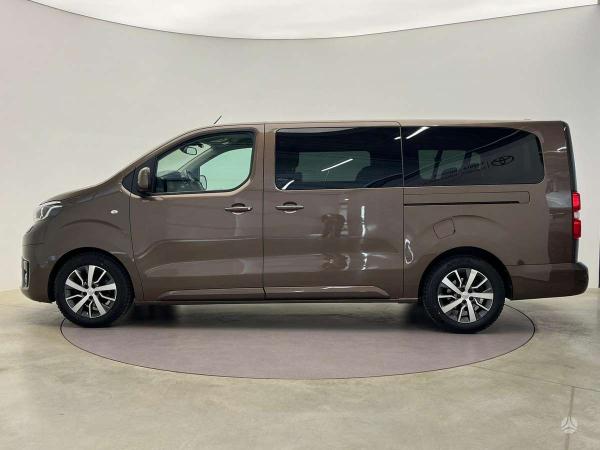 Brūns Toyota proace-verso 2021 Panevēža, ar dzinēja tilpumu 2.00 L un nobraukumu 145 tūkst. km par 30990 €, foto 5 vietnē AUTOMOTO.COM.LV